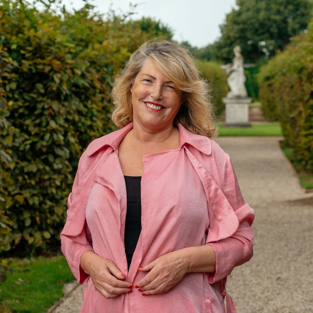 Mydie - The Great Storyteller