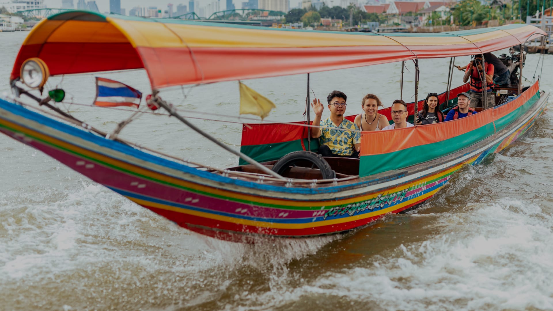 Global at emaze Presentation