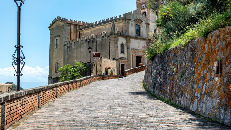 Treasures of Sicily: the Godfather Tour - Withlocals